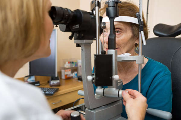 Complications From Cataract Surgery | Dr. John Goosey